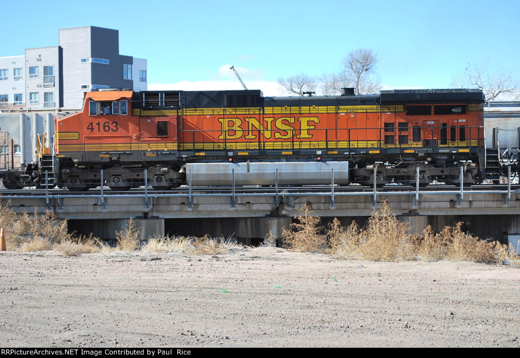BNSF 4163